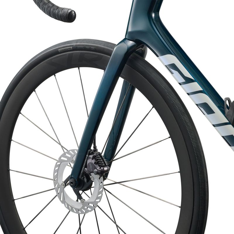 Giant Defy Advanced Pro 0 – high-end endurance racefiets met Ultegra ...